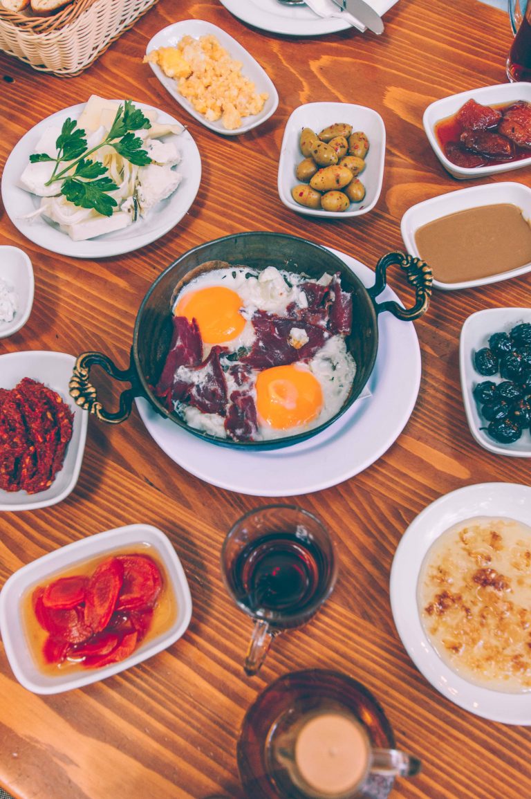 Breakfast in Istanbul: 7 Fantastic Spots near Major Attractions | That ...